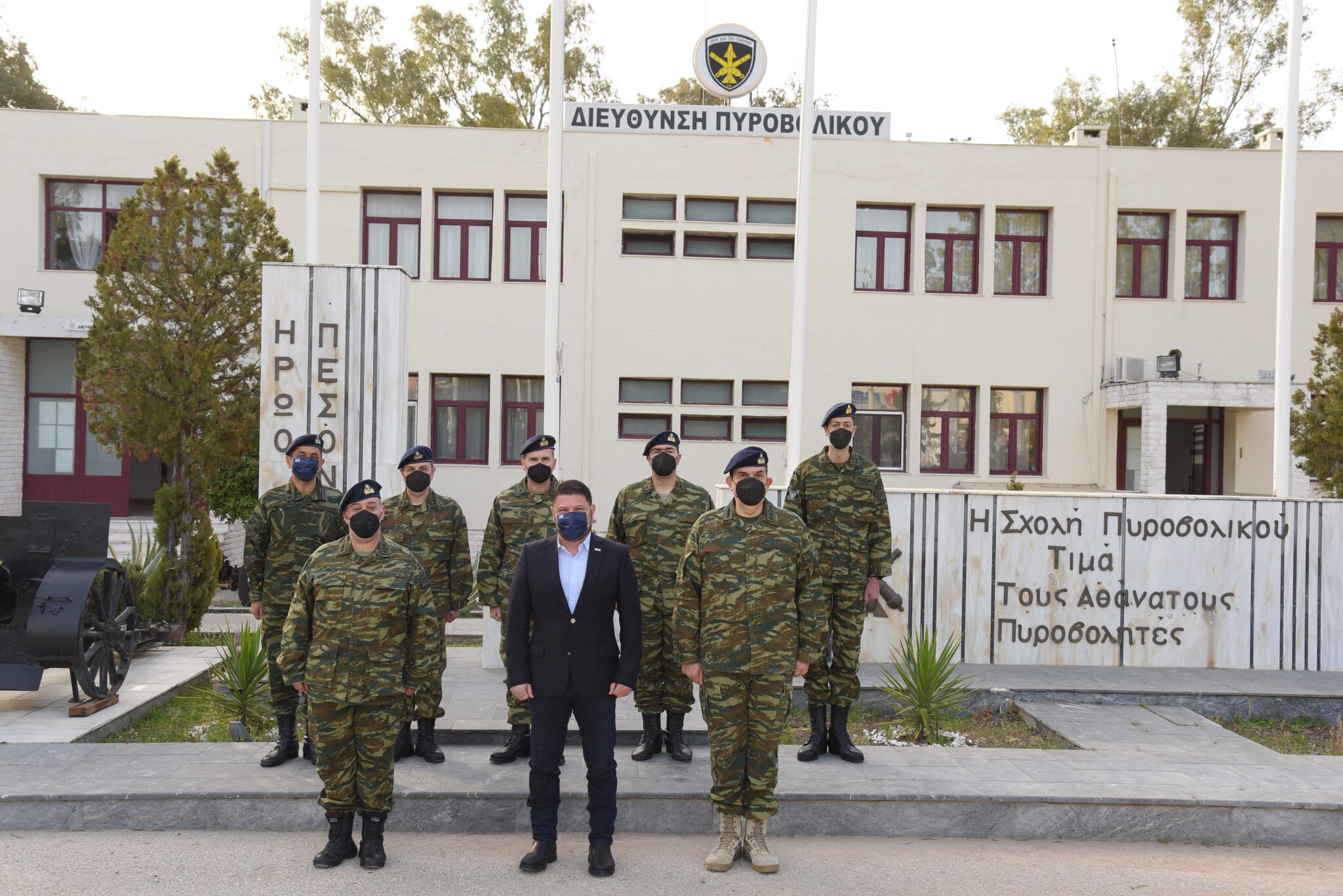 ΕΠΙΣΚΕΨΗ ΥΦΥΠΟΥΡΓΟΥ ΕΘΝΙΚΗΣ ΑΜΥΝΑΣ κ. ΝΙΚΟΛΑΟΥ ΧΑΡΔΑΛΙΑ ΣΤΗΝ ΣΧΟΛΗ ...